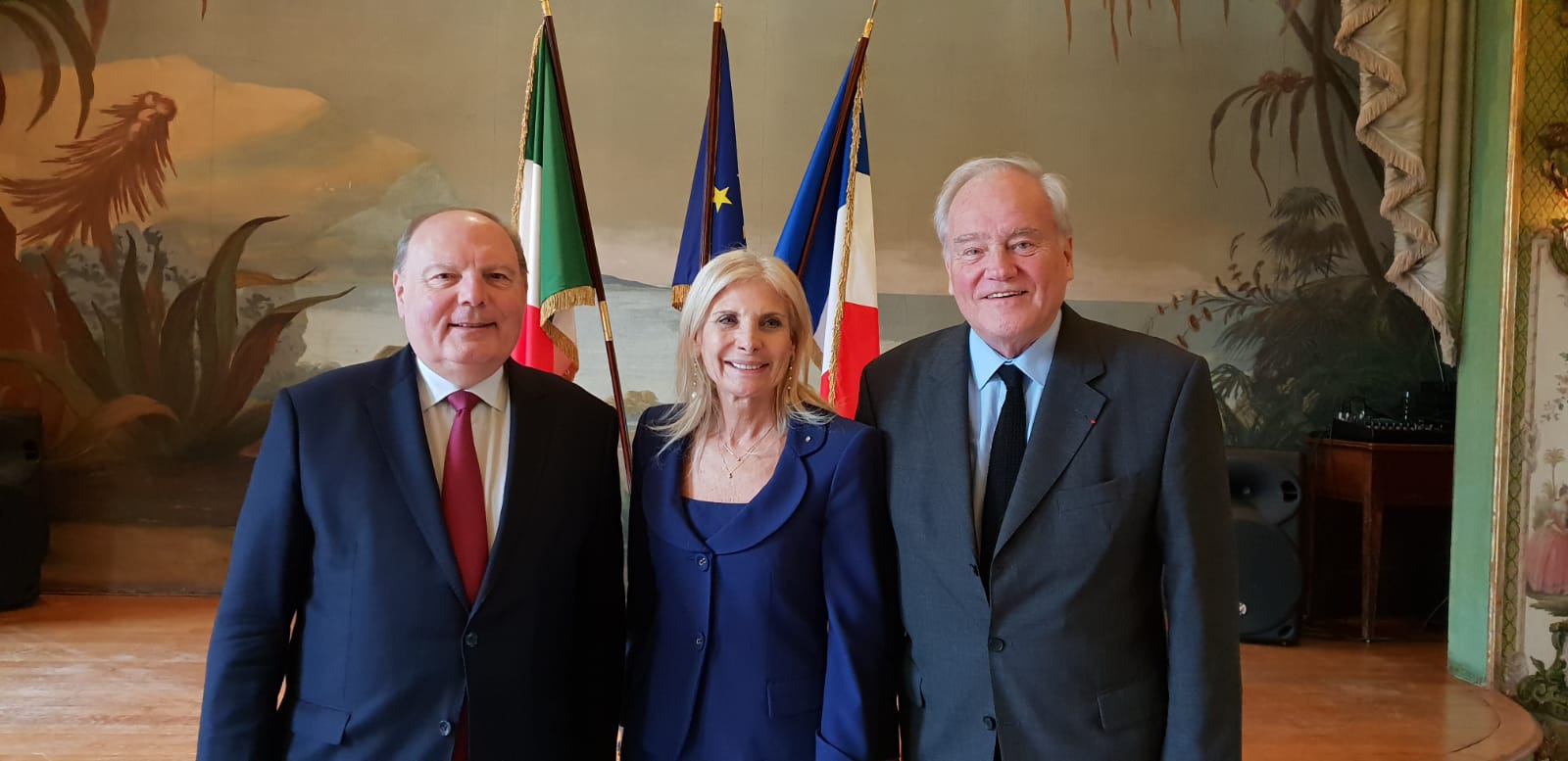 Rencontre avec l’Ambassadrice d’Italie – Christian CAMBON – Sénateur du ...